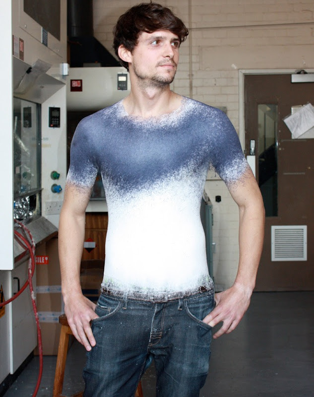 Designers Create World’s First Spray On Cloth | Amusing Planet